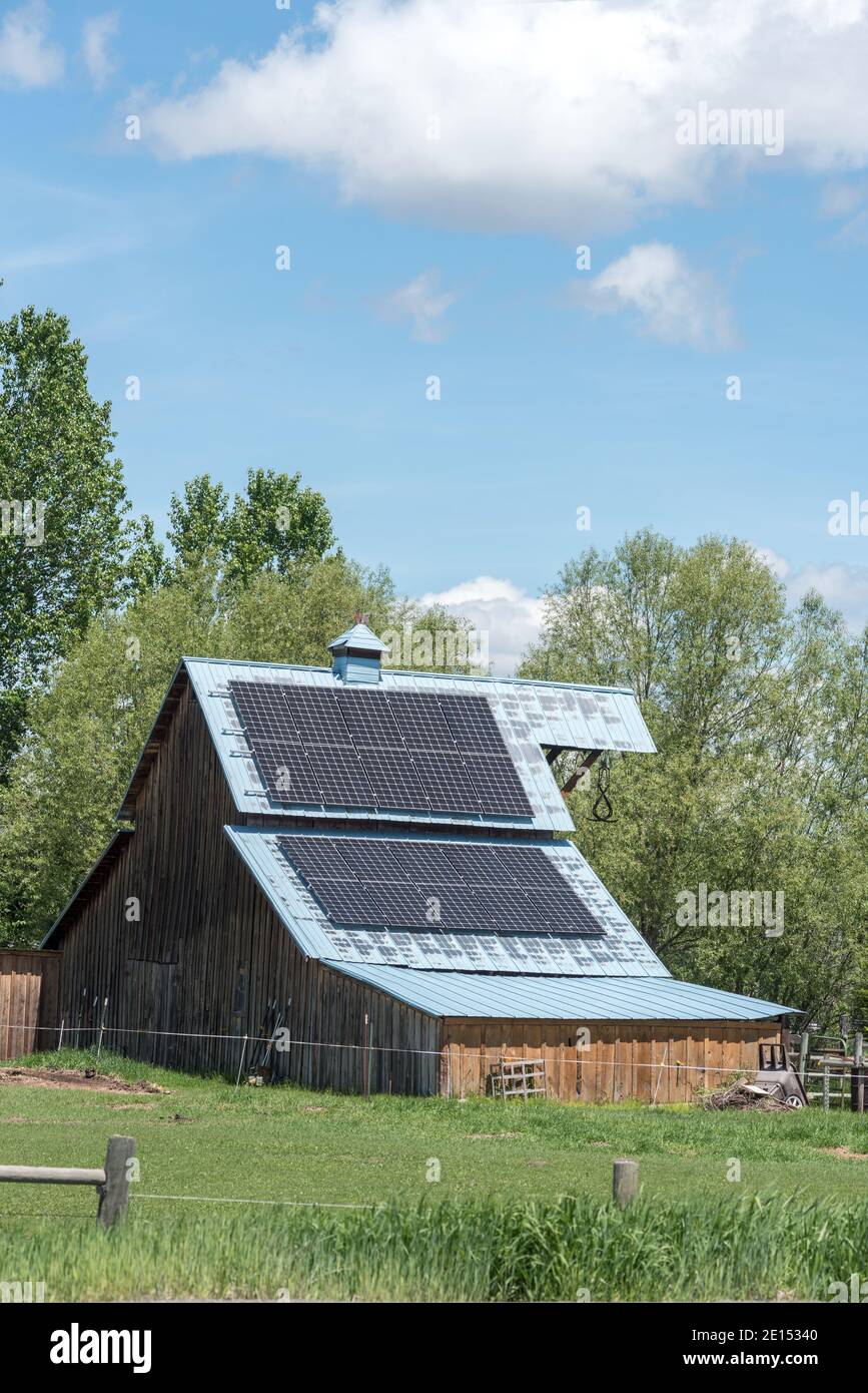 Barn with solar panels, Wallowa Valley, Oregon Stock Photo - Alamy