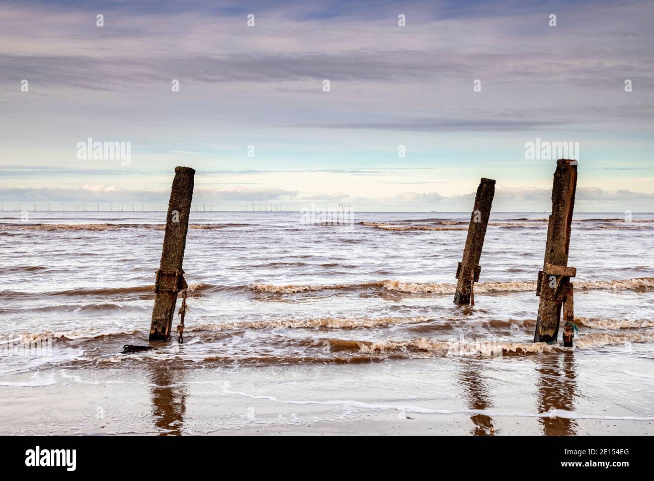 Wooden groynes on Prestatyn Beach, North Wales Stock Photo - Alamy