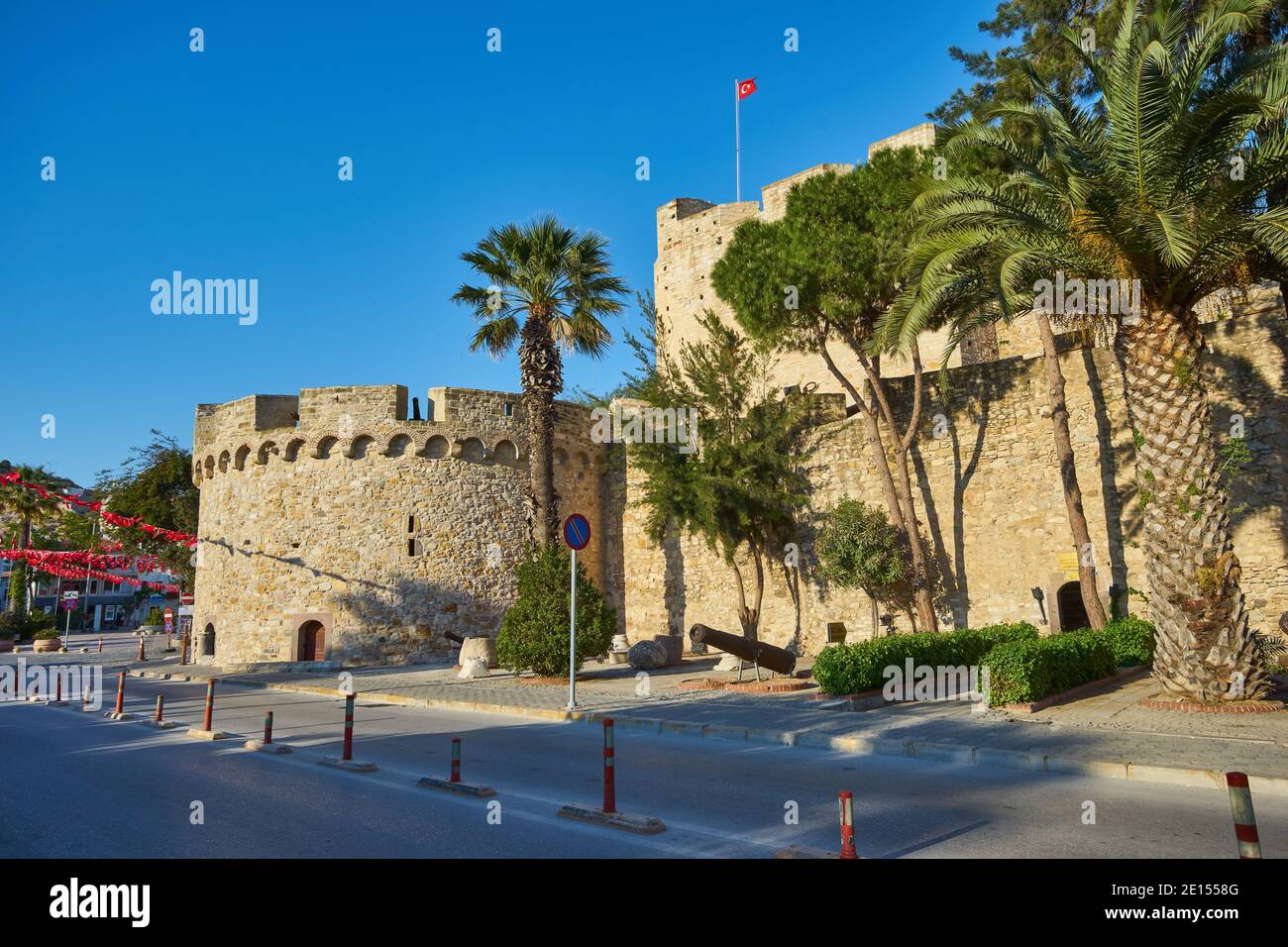 CESME -TURKEY - APRIL 25, 2018: Cesme castle in the Mediterranean port ...