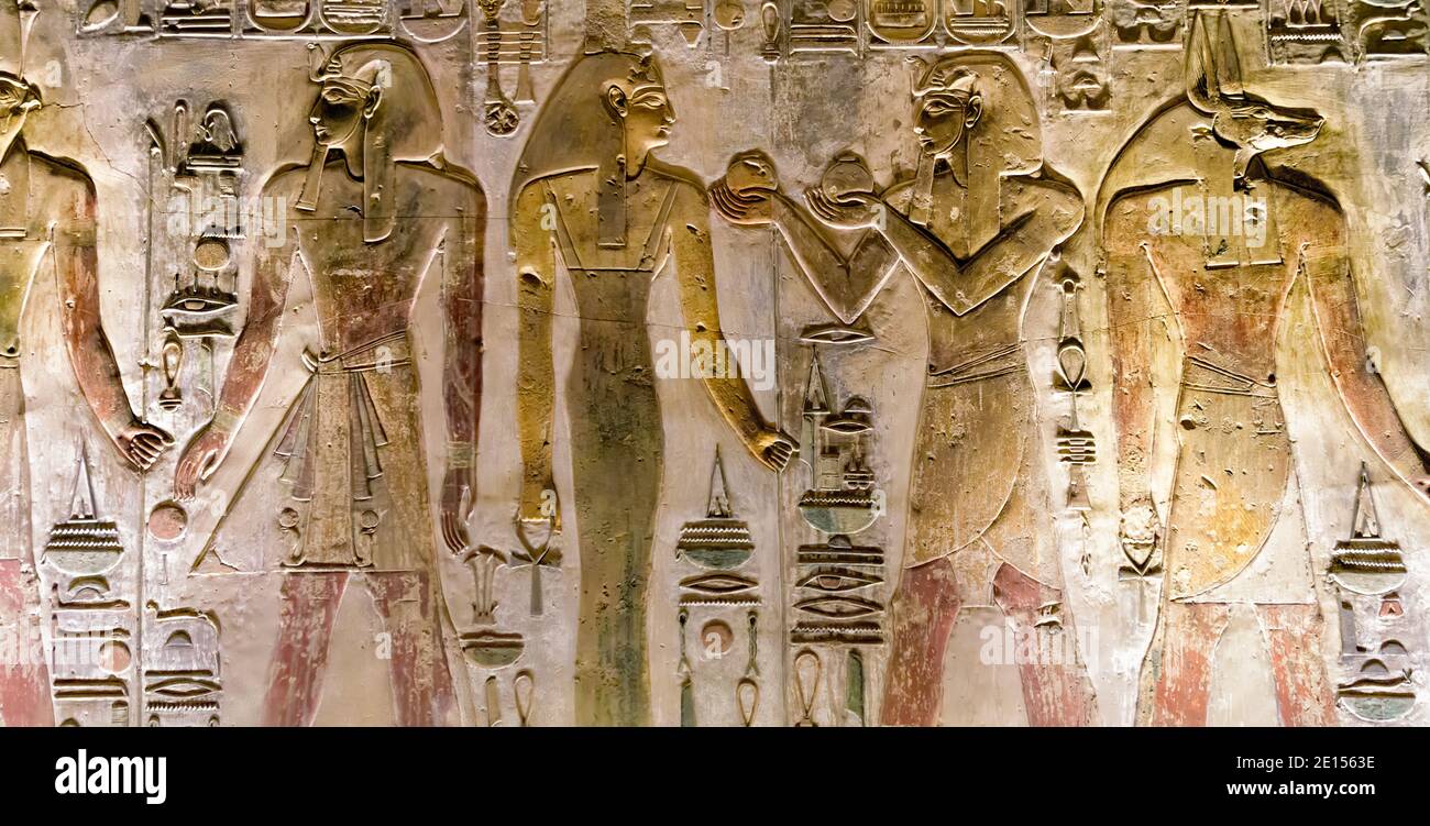 Finely painted figures of King Seti I with various Gods from the right ...