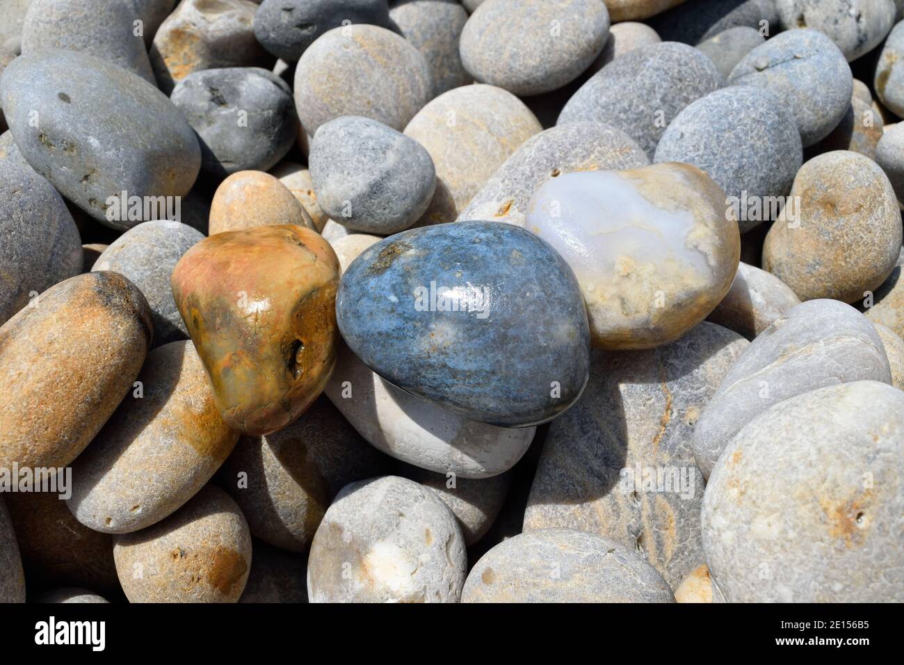 Chesil rocks hi-res stock photography and images - Alamy