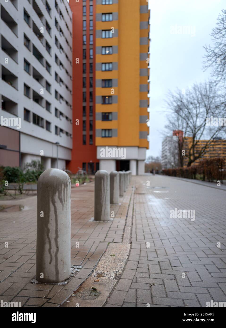 Estate bollard hi-res stock photography and images - Alamy