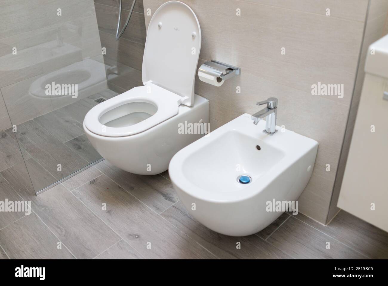 Wc toilet in modern home Stock Photo - Alamy