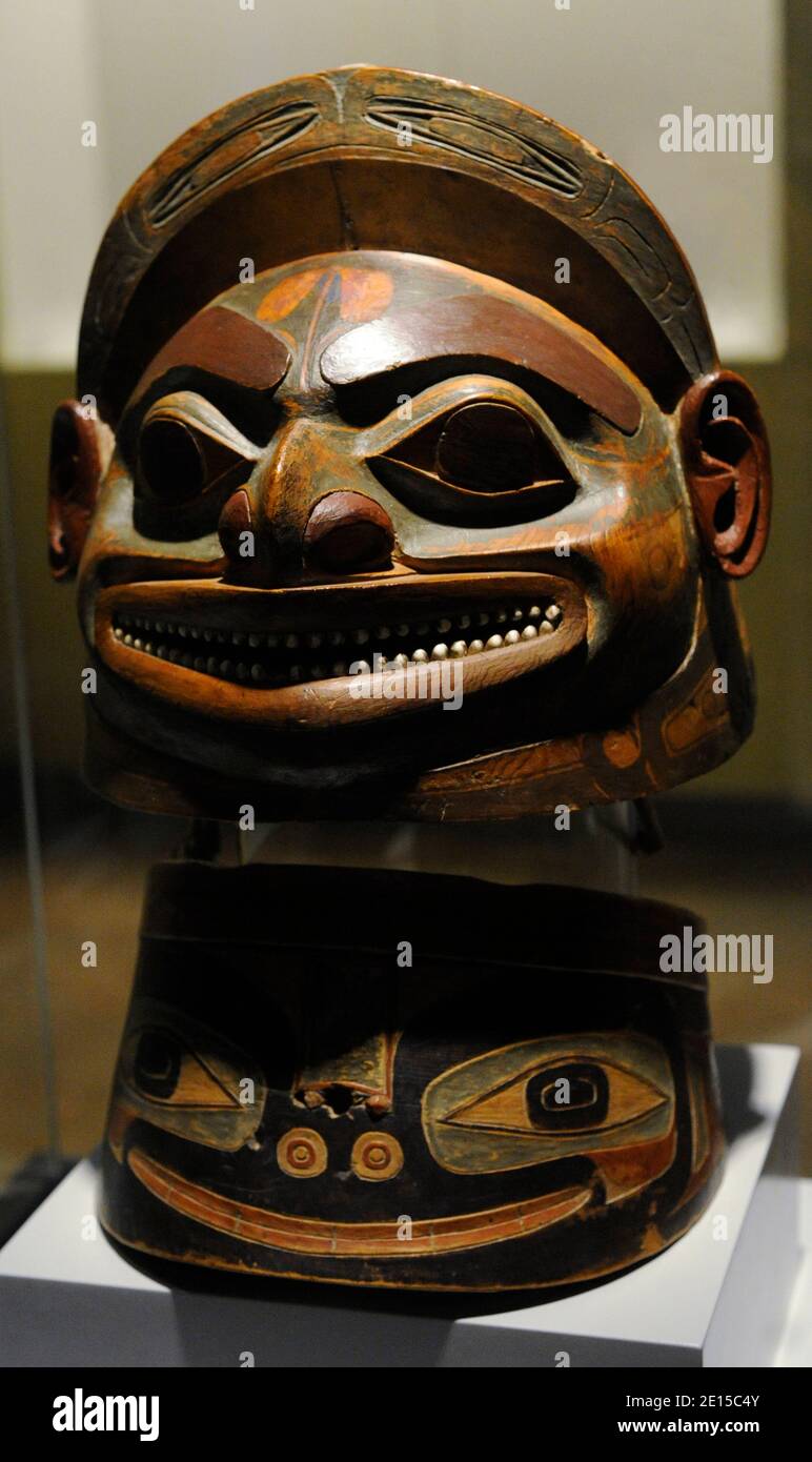 Pacific northwest native americans hi-res stock photography and images ...