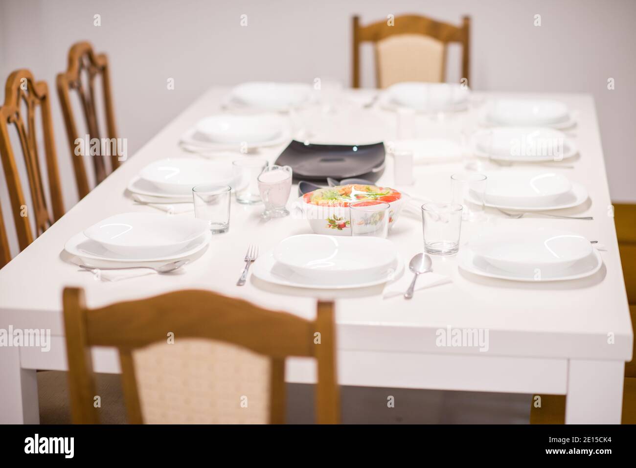 Table ready for lunch Stock Photo - Alamy