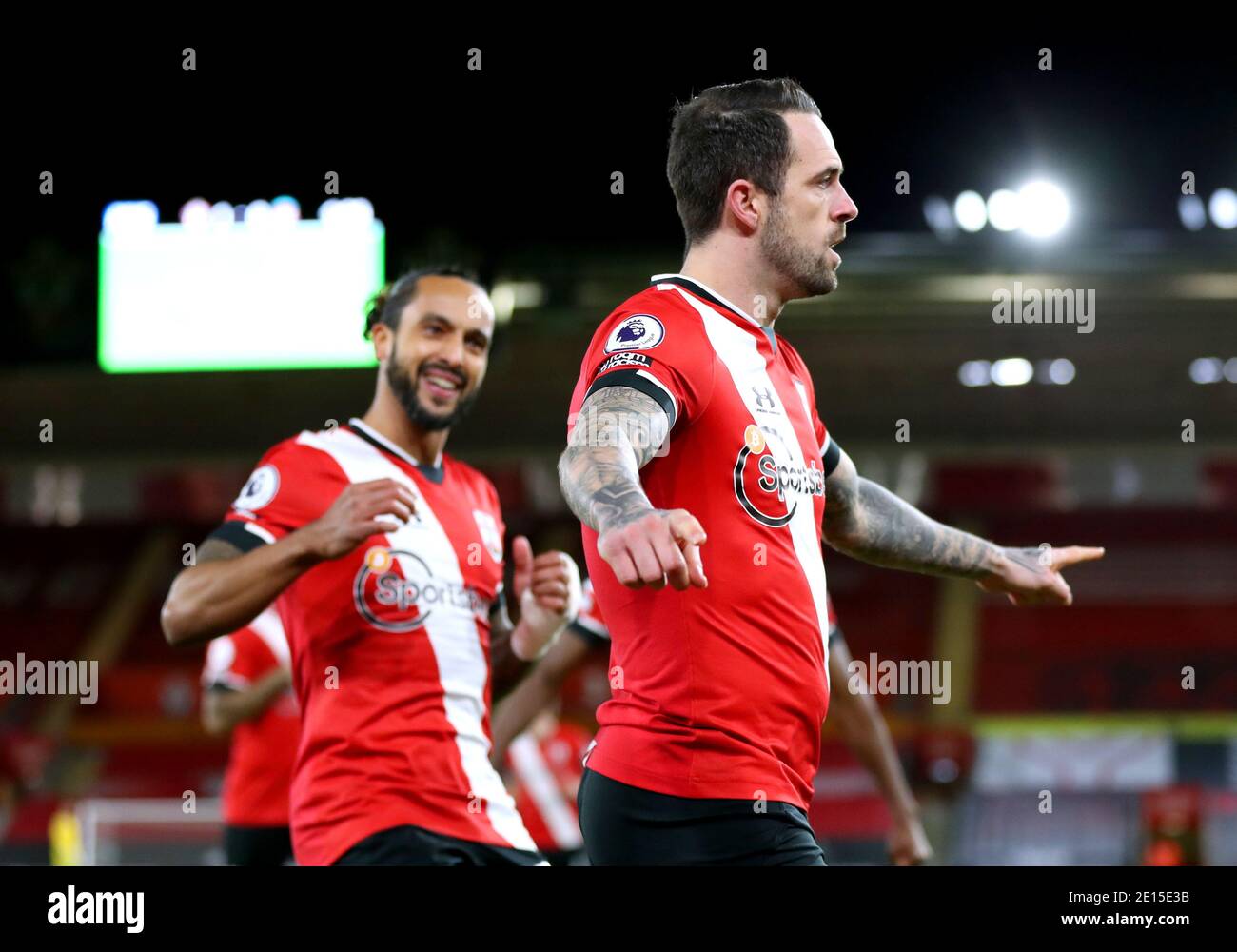 Southampton's Danny Ings (right) celebrates scoring his side's first ...