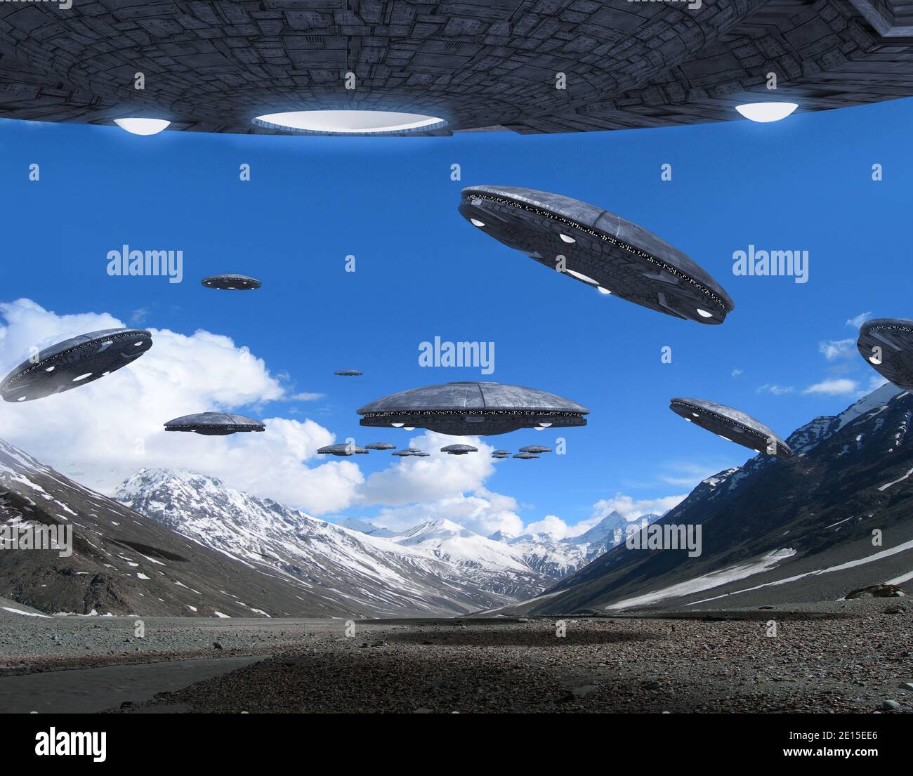 Alien mothership hi-res stock photography and images - Alamy