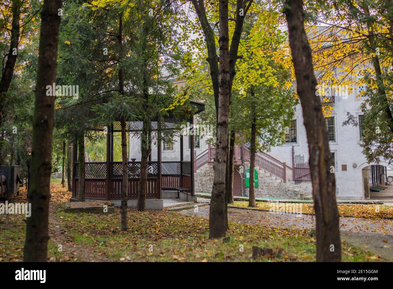 Mosque with fountain in front Sadrvan Stock Photo - Alamy