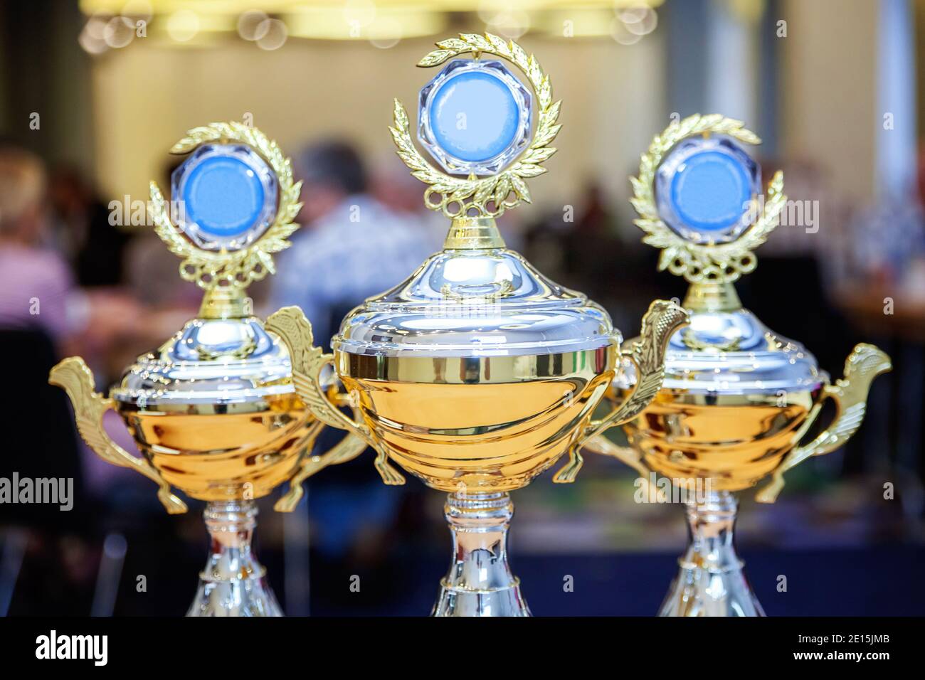 Gold cup effort icon hi-res stock photography and images - Alamy