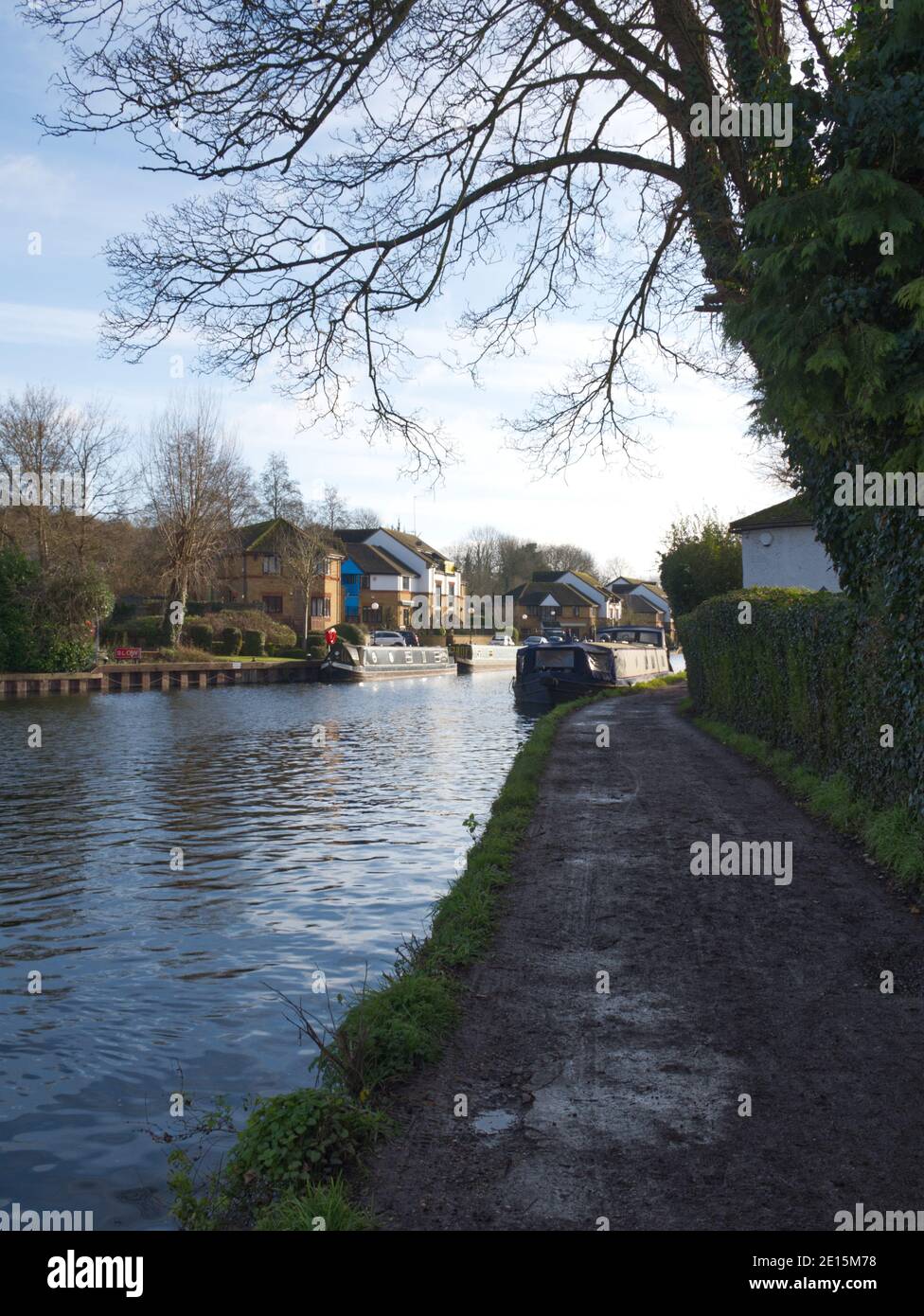 Grand Union Canal, Harefield, England. Canal Walk, towpath and Locks ...