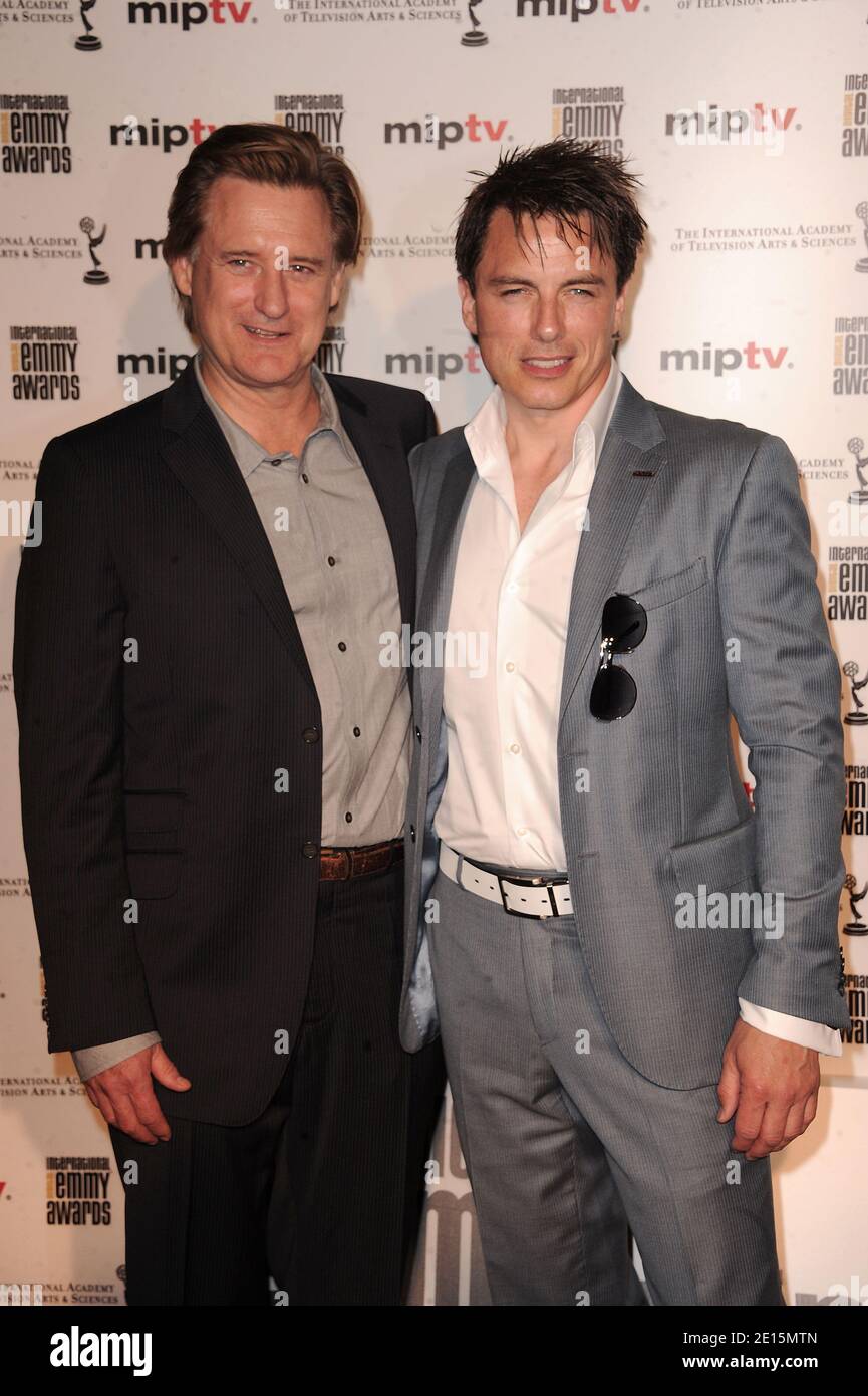 John barrowman and bill pullman hi-res stock photography and images - Alamy