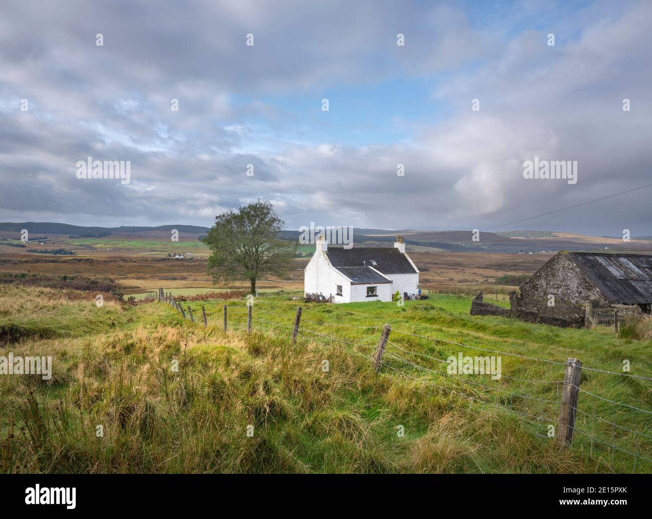 Old croft house hi-res stock photography and images - Alamy