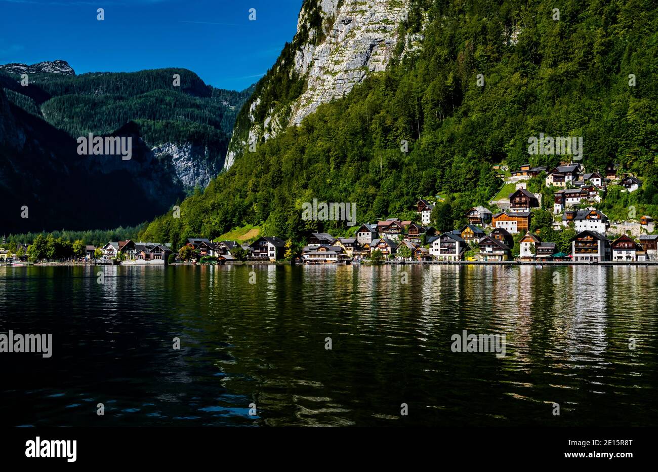 Picturesque Lakeside Town Hallstatt At Lake Hallstaetter See In Austria ...