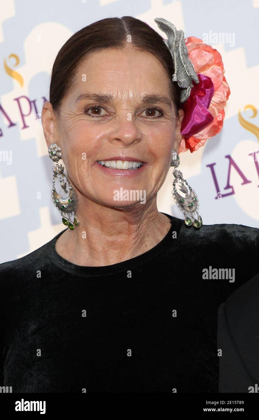 Ali Macgraw La Plaza De Cultura Y Artes Gala In Downtown Los Angeles California April 9