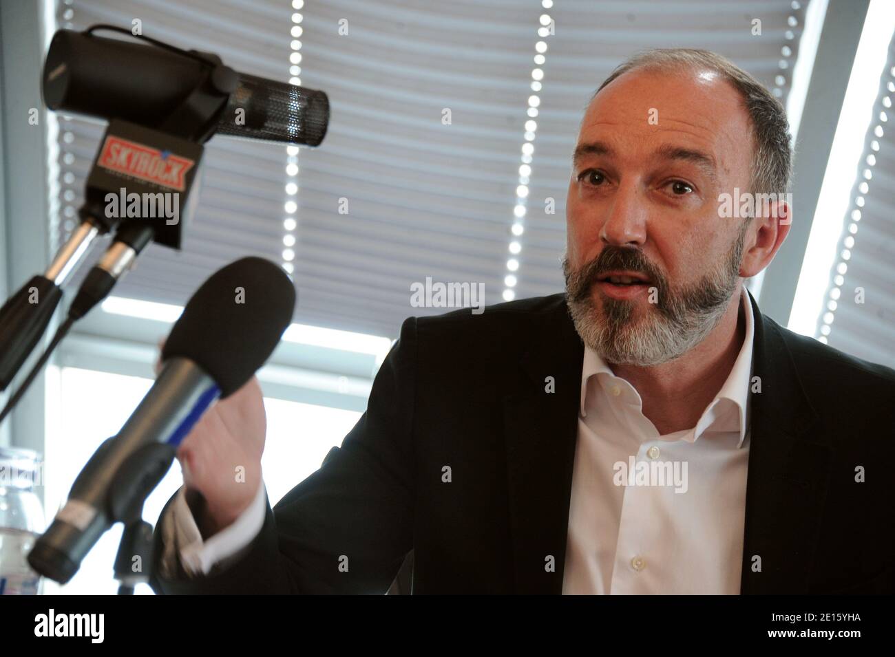 Le fondateur de Skyrock, Pierre Bellanger, donne une conference de ...