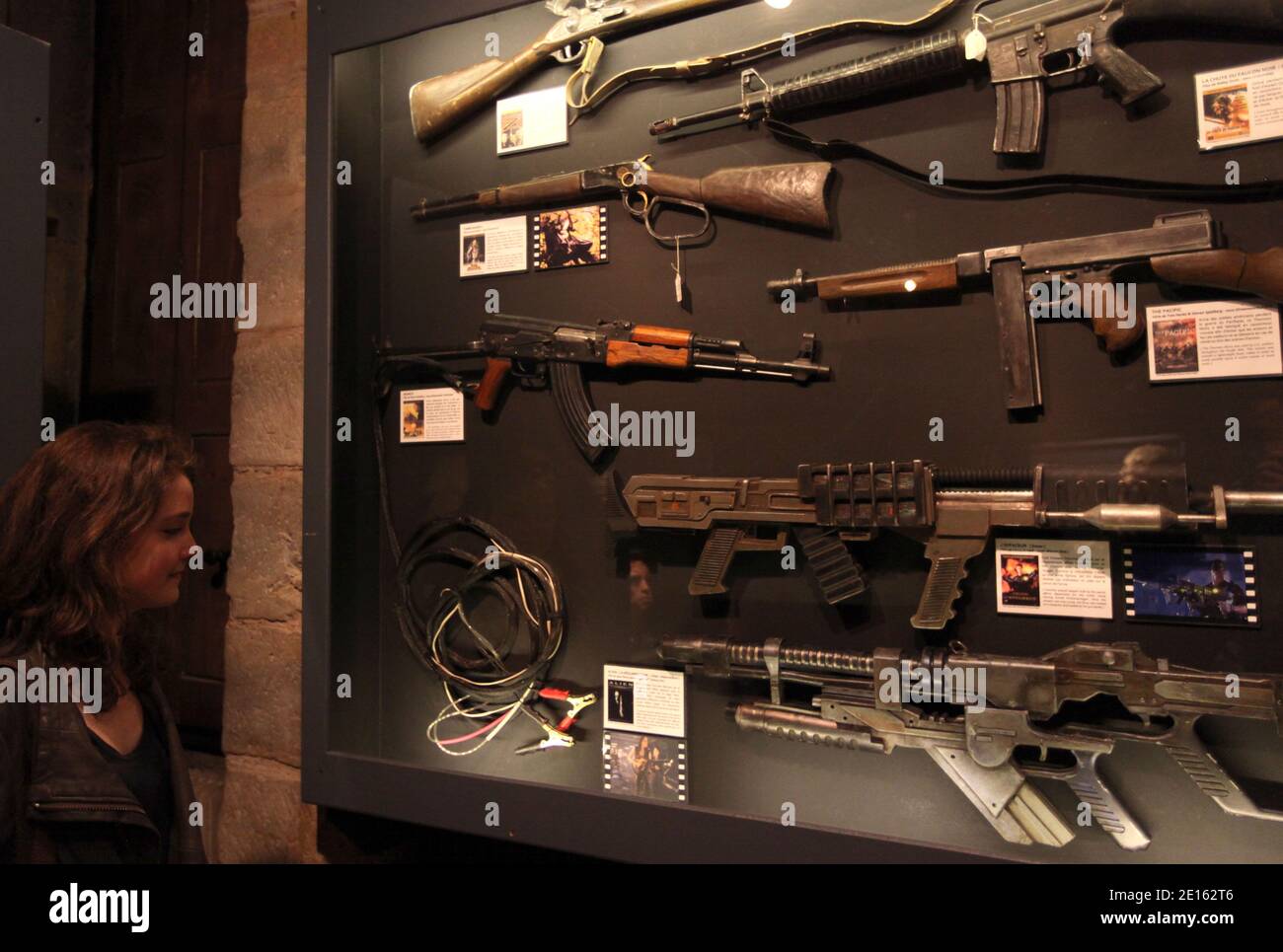 Fake weapons hi-res stock photography and images - Alamy