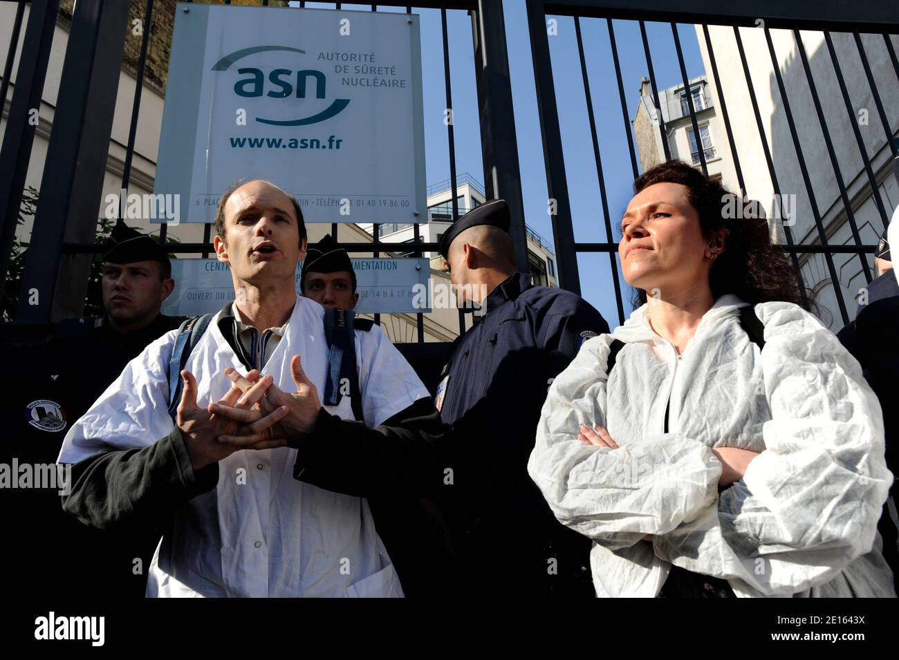 Seismic zones hi-res stock photography and images - Alamy