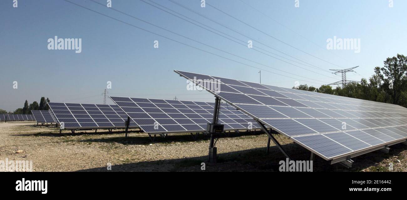 Saulce hi-res stock photography and images - Alamy