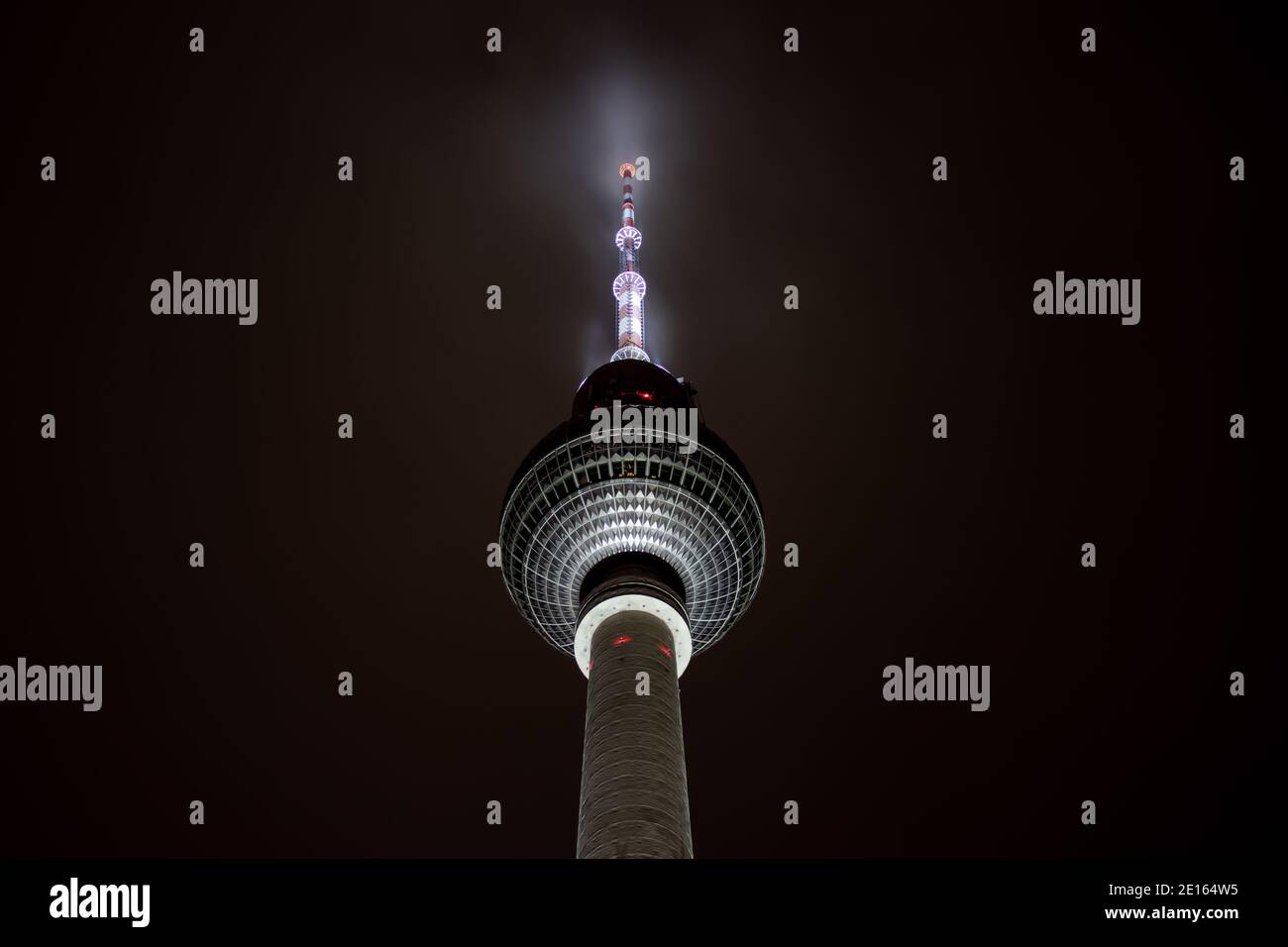 Berlin night watch hi-res stock photography and images - Alamy