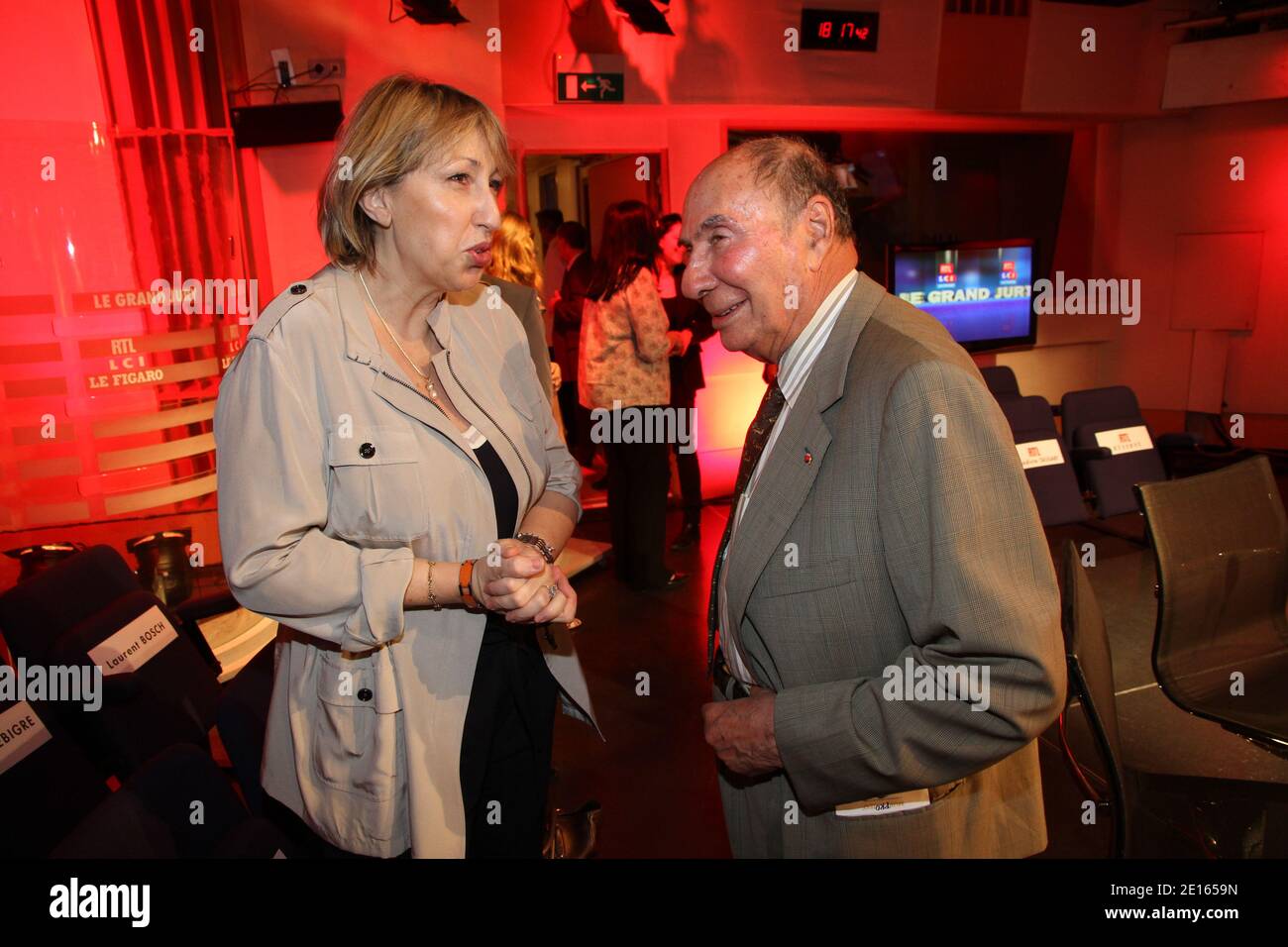 Revel guest hi-res stock photography and images - Alamy