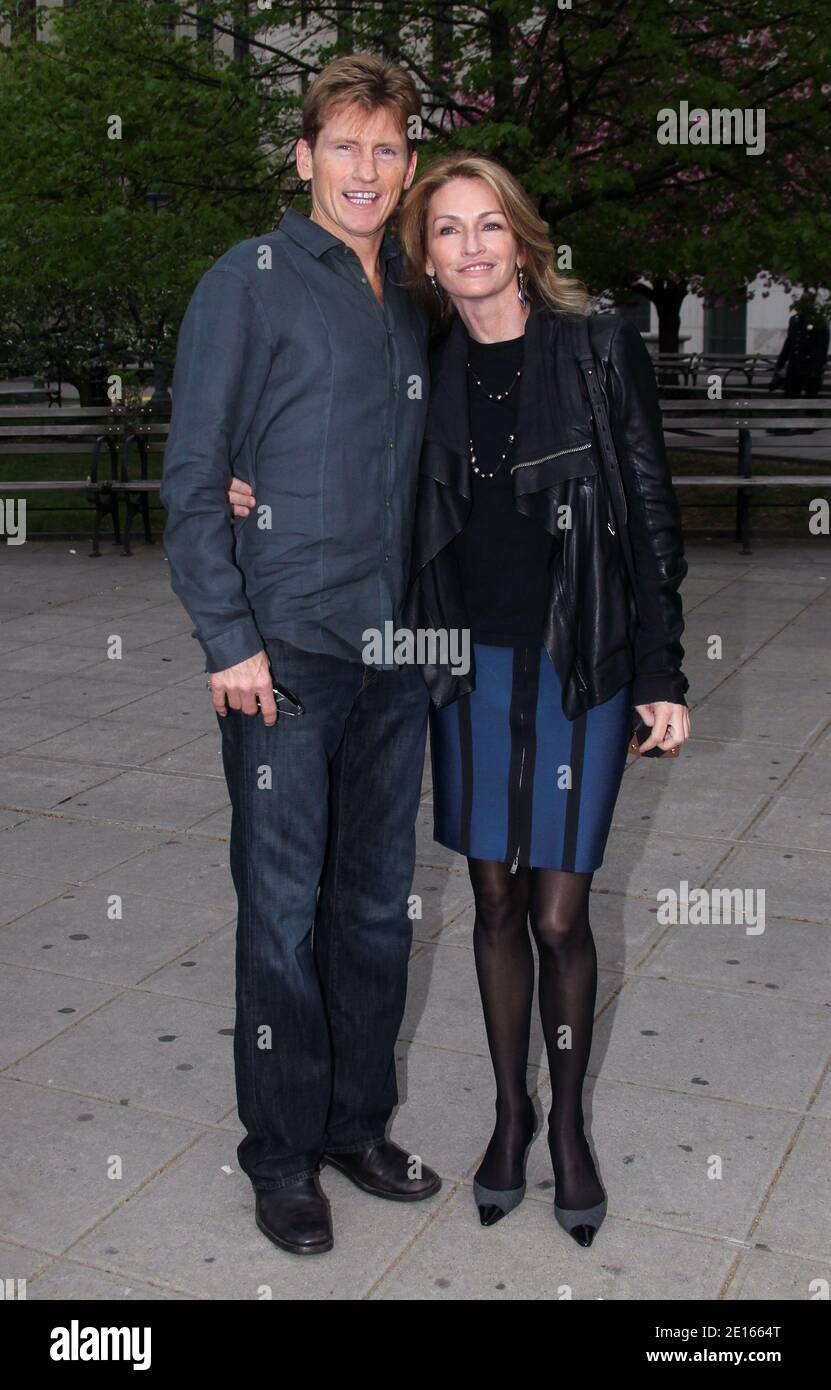 Actor Denis Leary with his wife Anne Leary attend the Vanity Fair Party ...