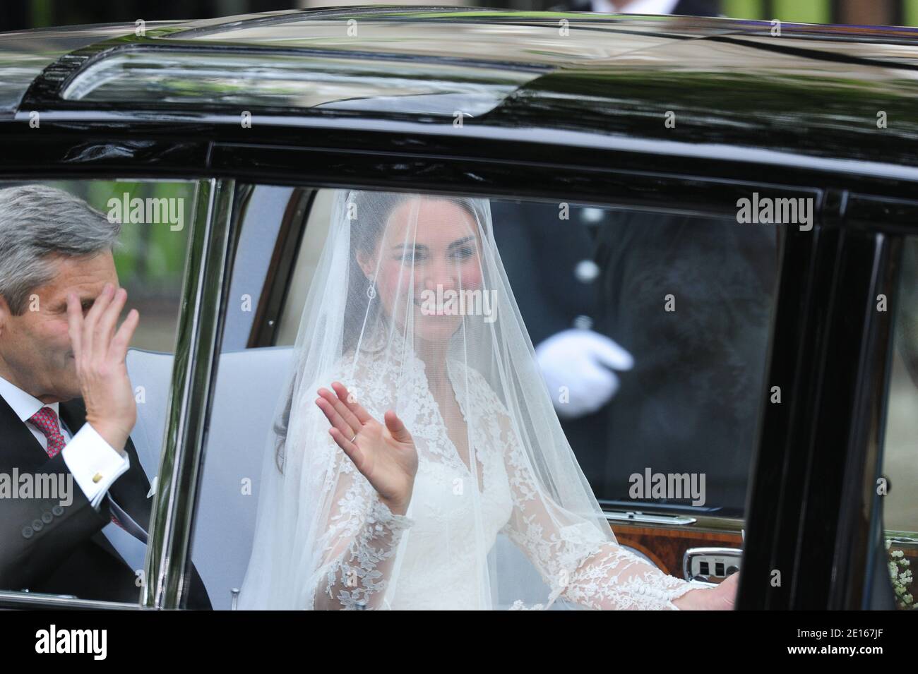 Kate Middleton arrives with her father Michael Middleton at Westminster ...