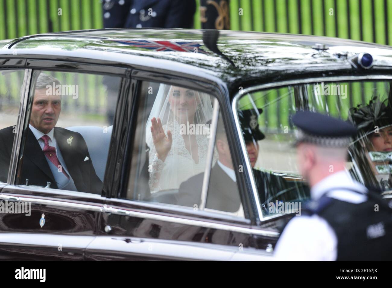 Kate Middleton arrives with her father Michael Middleton at Westminster ...