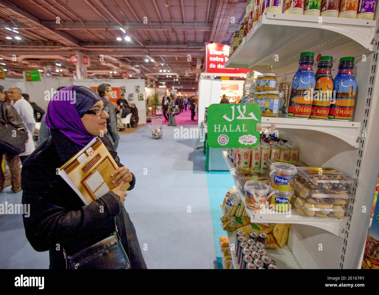 HALAL EXPO ,HALAL FOOD, PARIS Stock Photo - Alamy
