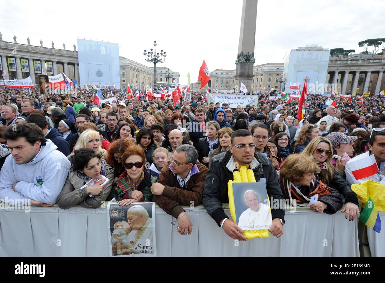 Pope Benedict XVI beatified Pope John Paul II before more than a ...