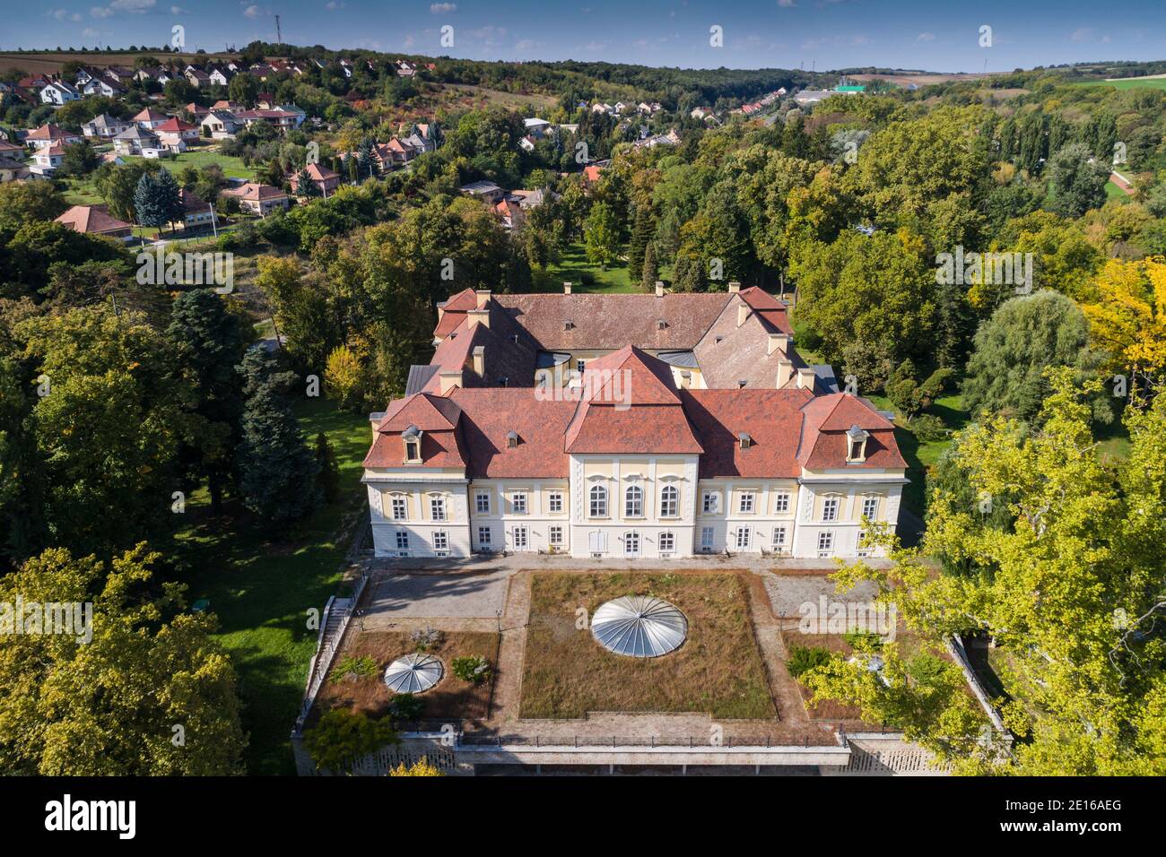 Aerial phooto of Apponyi Castle in Hogyesz, Hungary Stock Photo - Alamy