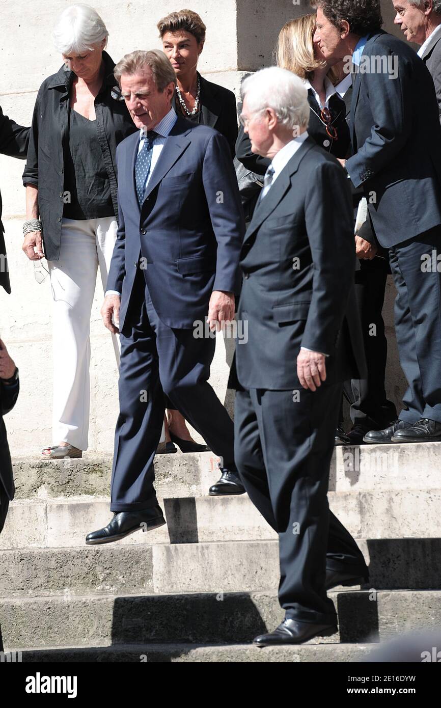 Bernard Kouchner and Lionel Jospin attending the tribute to Marie ...