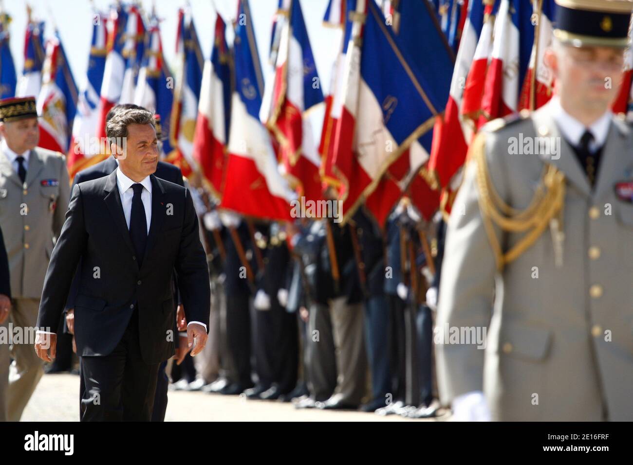 Drapeaux nazi hi-res stock photography and images - Alamy