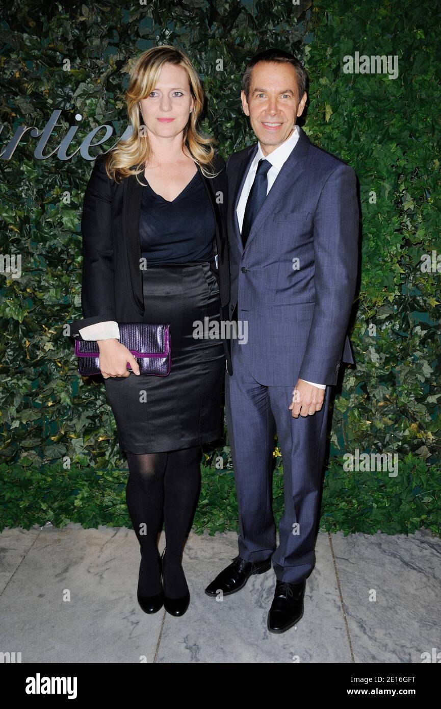 Jeff koons and wife hi-res stock photography and images - Alamy