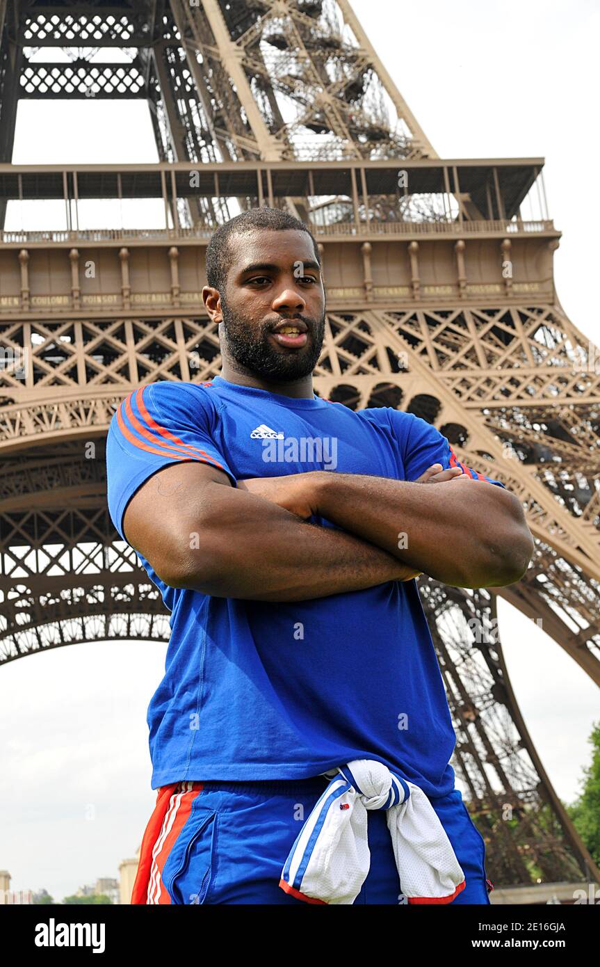 Teddy riner judo world 2011 hi-res stock photography and images - Alamy