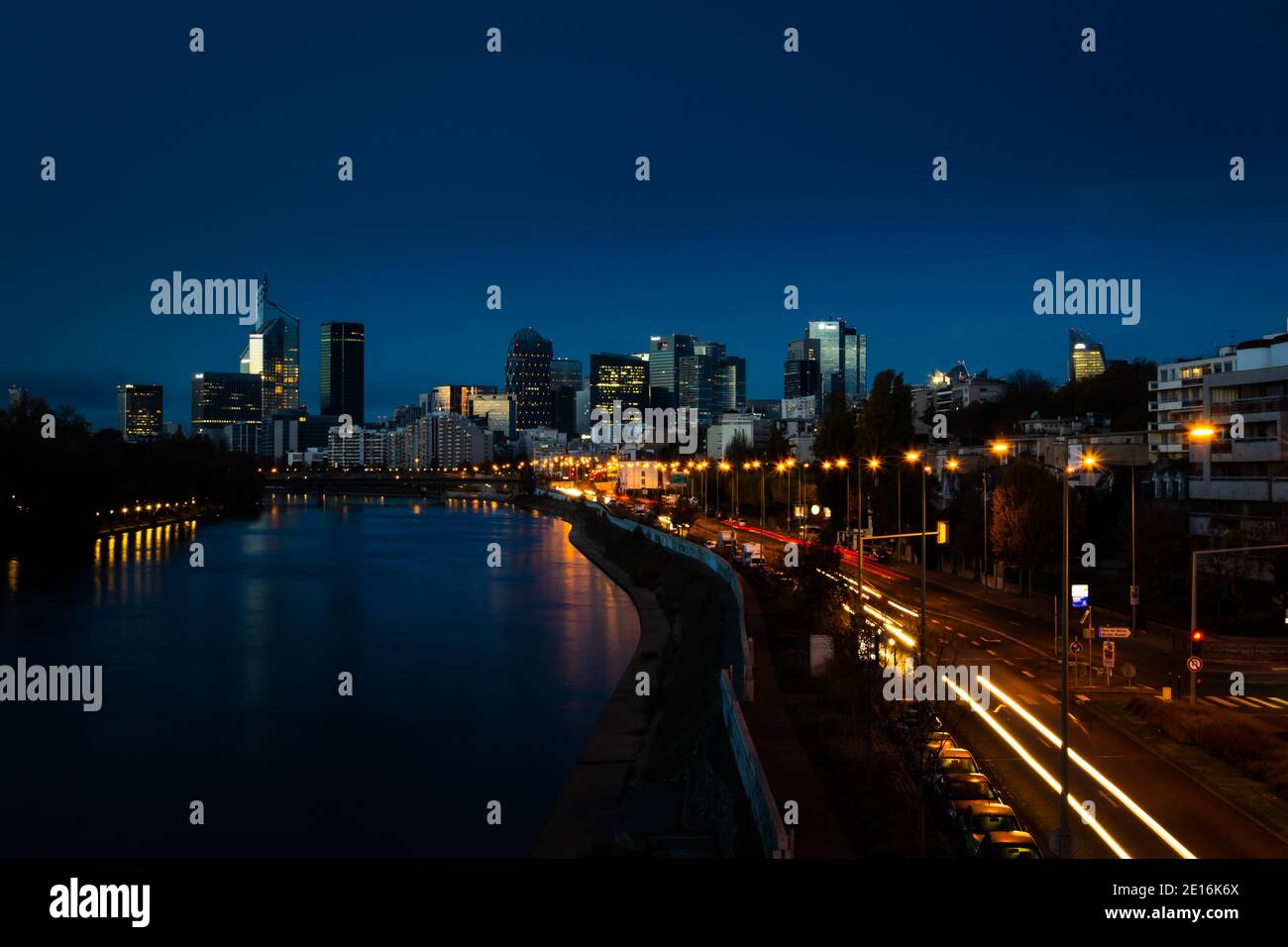 Paris nightscape hi-res stock photography and images - Alamy