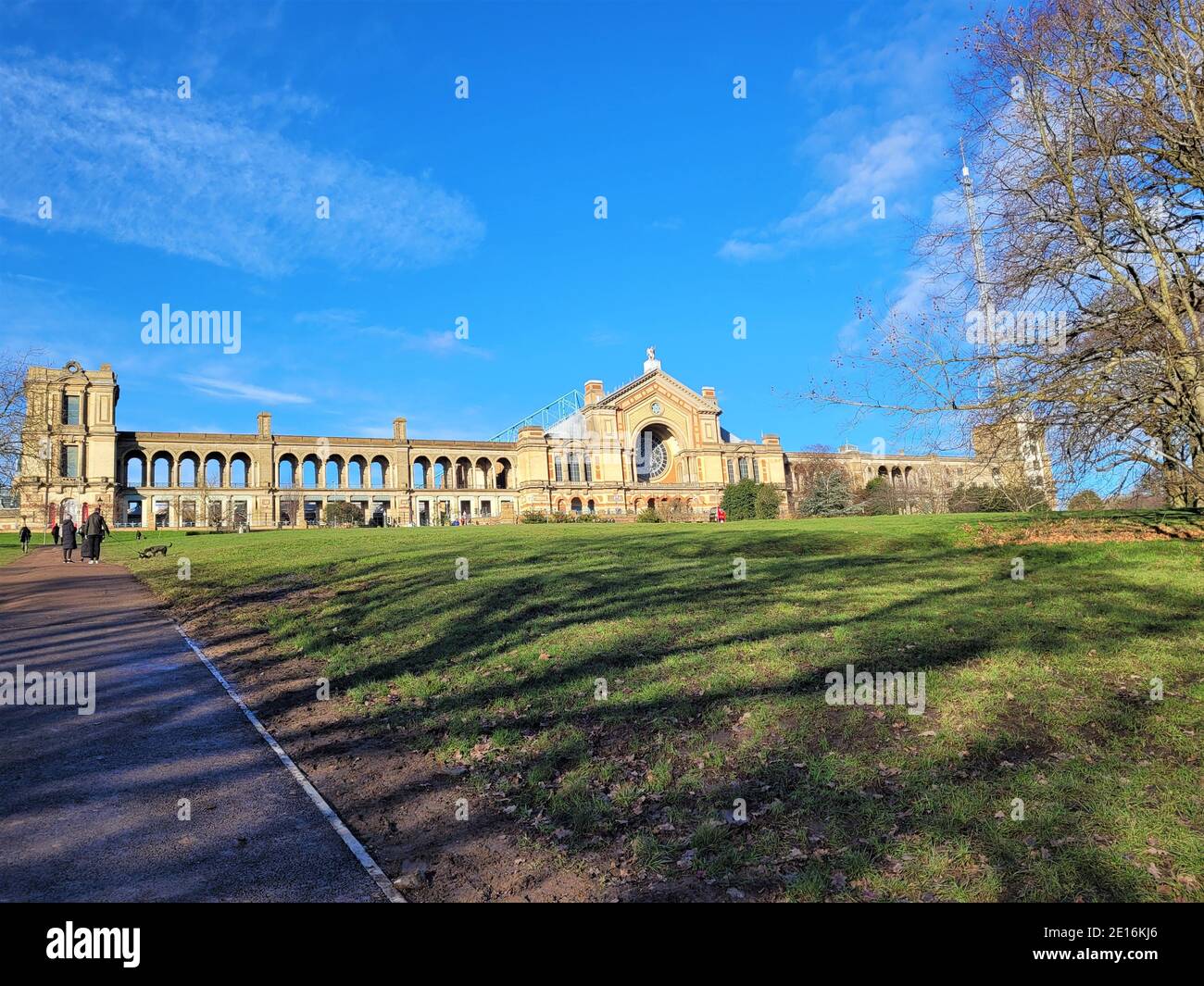 Alexandra palace city of london skyline hi-res stock photography and ...