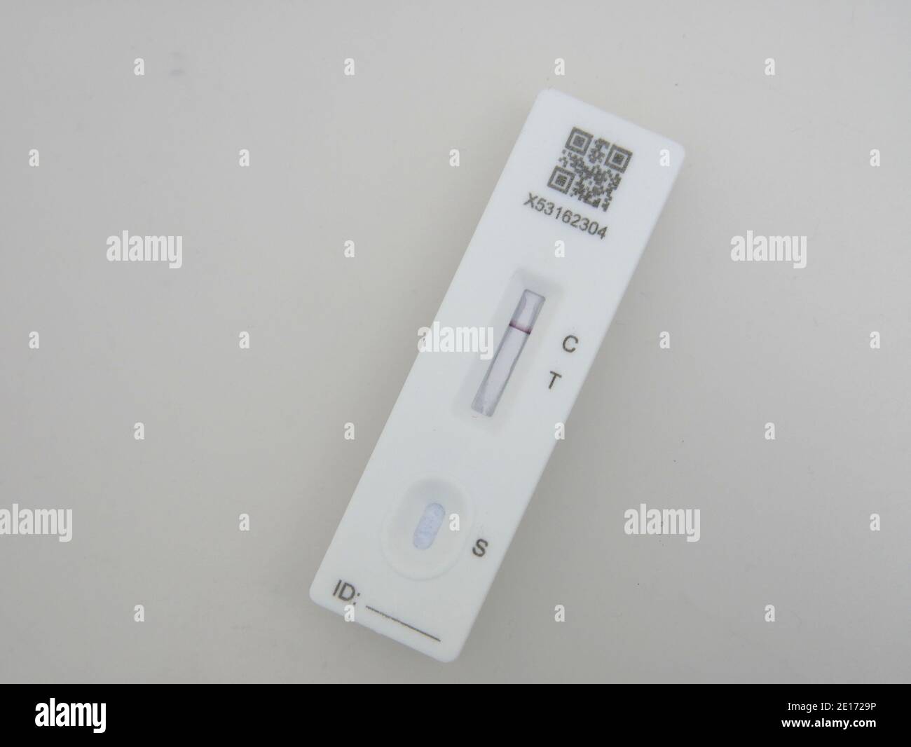 Covid 19 Coronavirus Innova lateral flow quick self test kit Stock ...