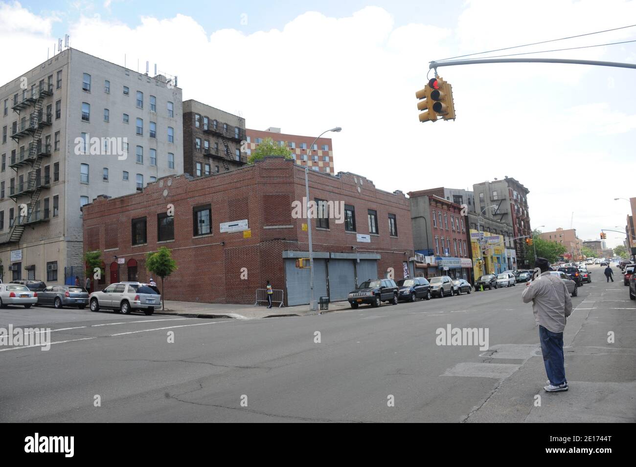 Illustration of Mosquee in the bronx where Nafissatou Diallo went ...