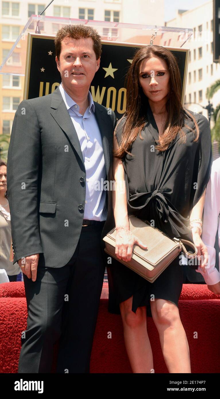 Victoria beckham simon fuller star hi-res stock photography and images ...