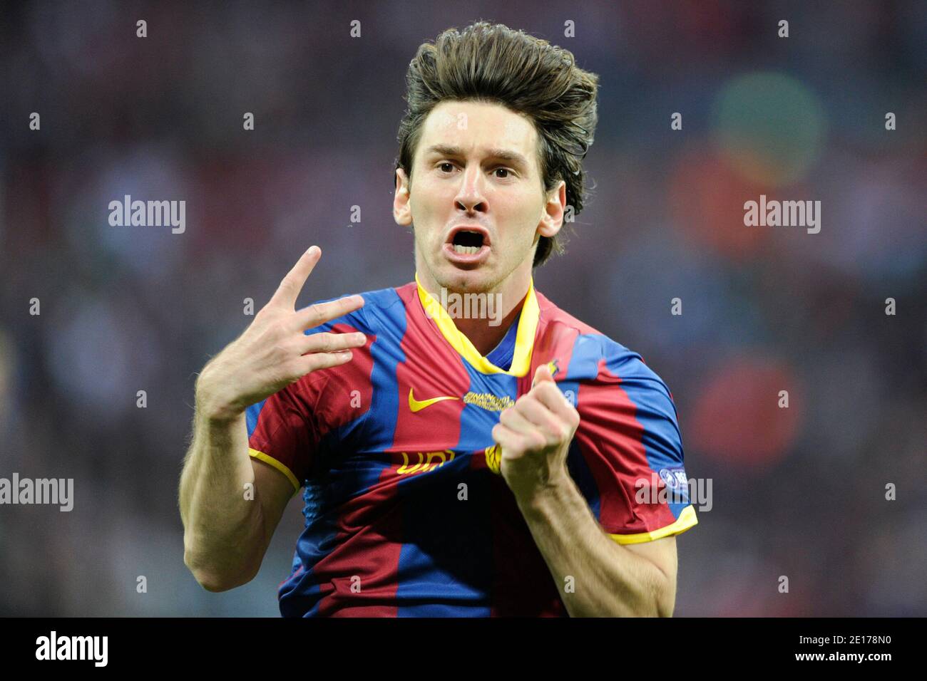 Barcelonas lionel messi scoring goal champions hi-res stock photography ...