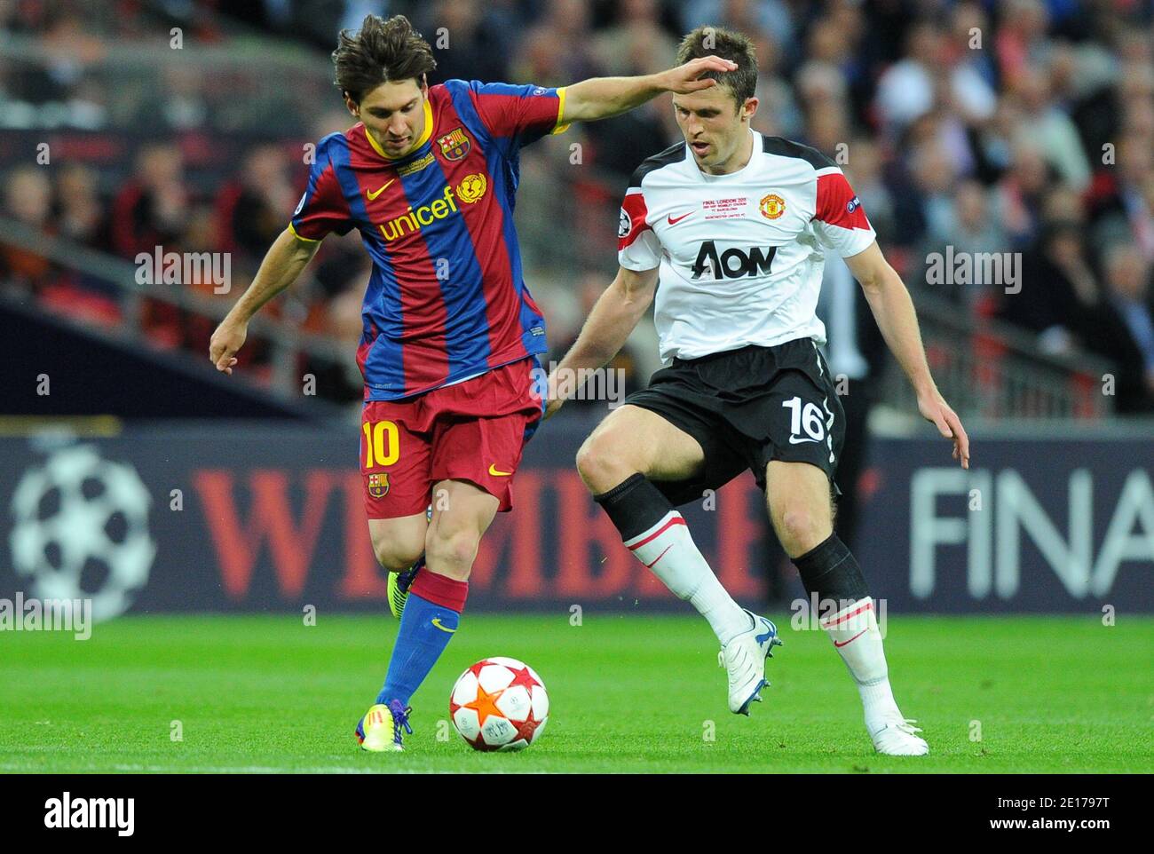 Lionel messi 2011 champions league hi-res stock photography and images ...