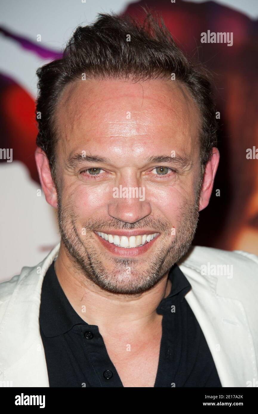 Vincent Perez attending the premiere of the movie 'Un baiser papillon ...