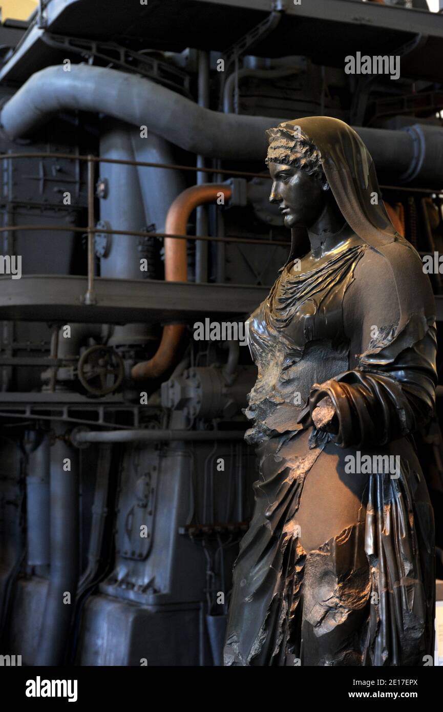 Agrippina statue hi-res stock photography and images - Alamy