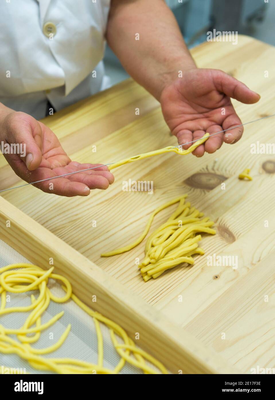 Fusilli tipici, Felitto, Cilento Stock Photo - Alamy