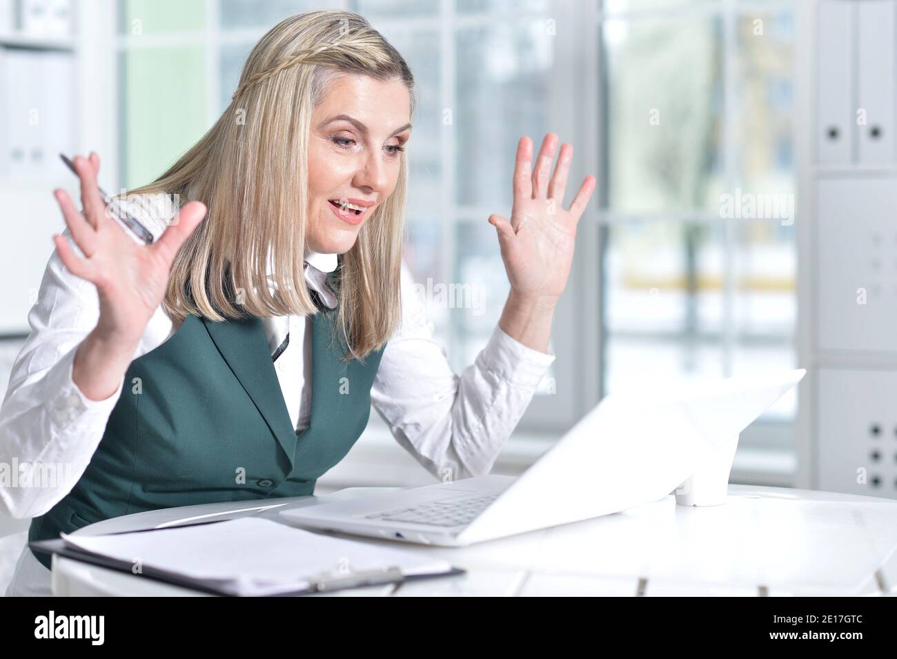 Mature lady in formal wear hi-res stock photography and images - Alamy