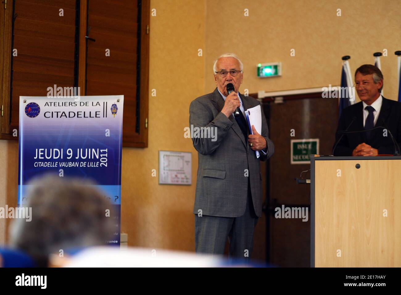 Le general Philippe Morillon durant la Deuxieme edition des Ateliers de ...