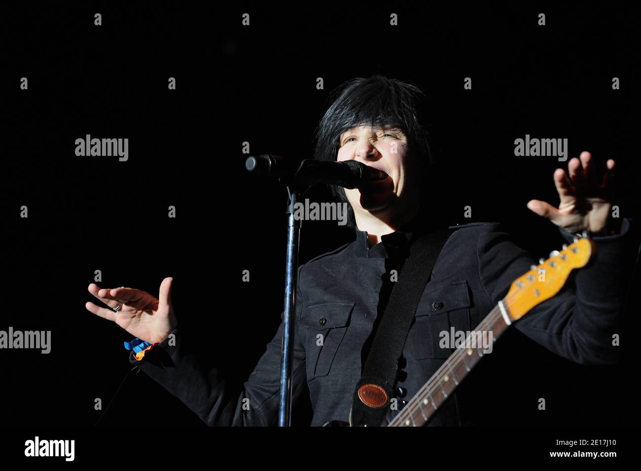 Sharleen Spiteri lead singer of Texas performs live at Caribana ...