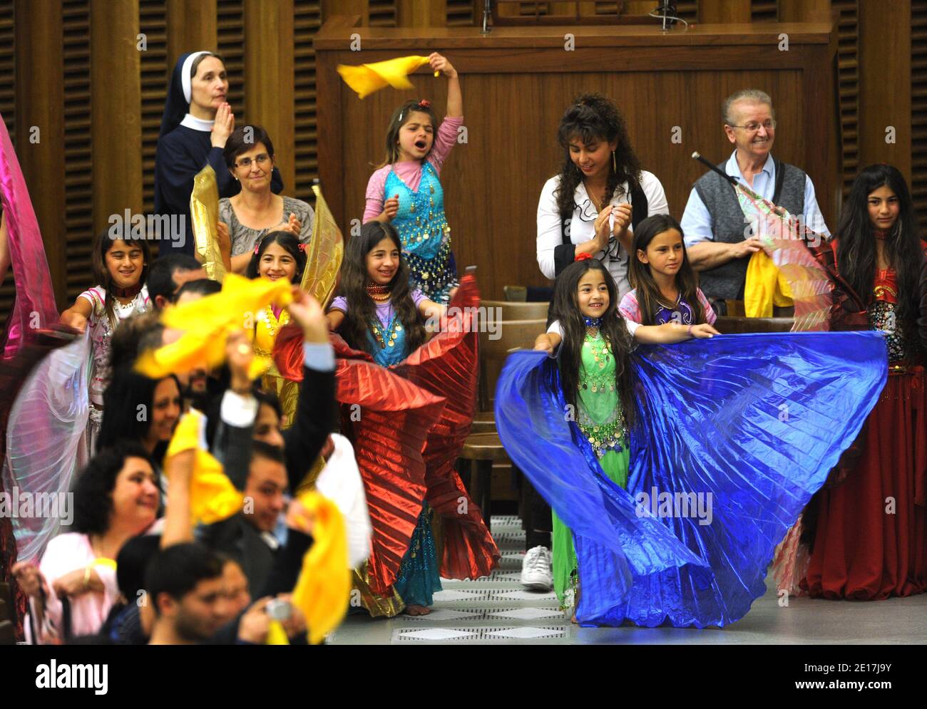 Roma gypsies italy hi-res stock photography and images - Alamy