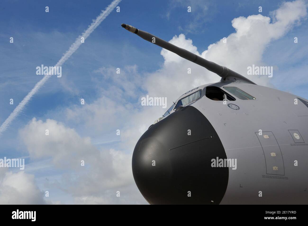 Airbus a400m militaire hi-res stock photography and images - Alamy