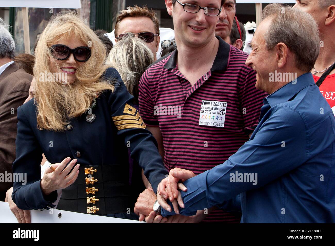 Arielle Dombasle and Socialist mayor of Paris, Bertrand Delanoe are ...